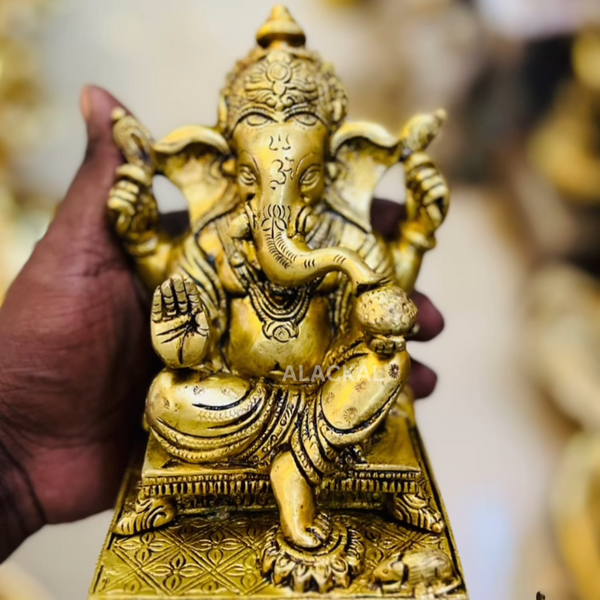 BRASS GANESHA IDOL | GANAPATHY VIGRAHAM | LEFT TRUNK VINAYAKA | GANESH ...