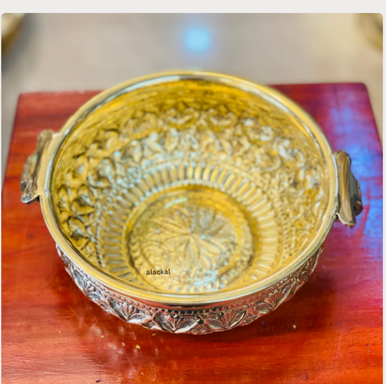Kerala Vishu Kani Set – Brass Uruli, Manjadikuru, Valkannadi & Vishari ...